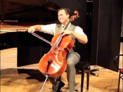 Simon Wallfisch - THE SINGING CELLIST - YouTube