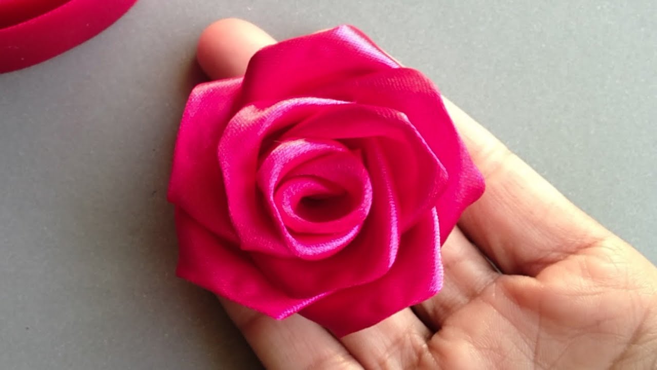 DIY Ribbon Rose Flower Tutorial / How to Make roses with ribbon ...