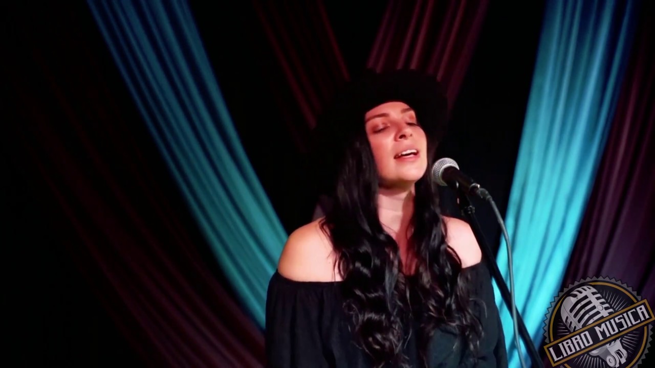 Ashley Rivera Duo "Son of a Preacher Man" Libro Musica Live! - YouTube
