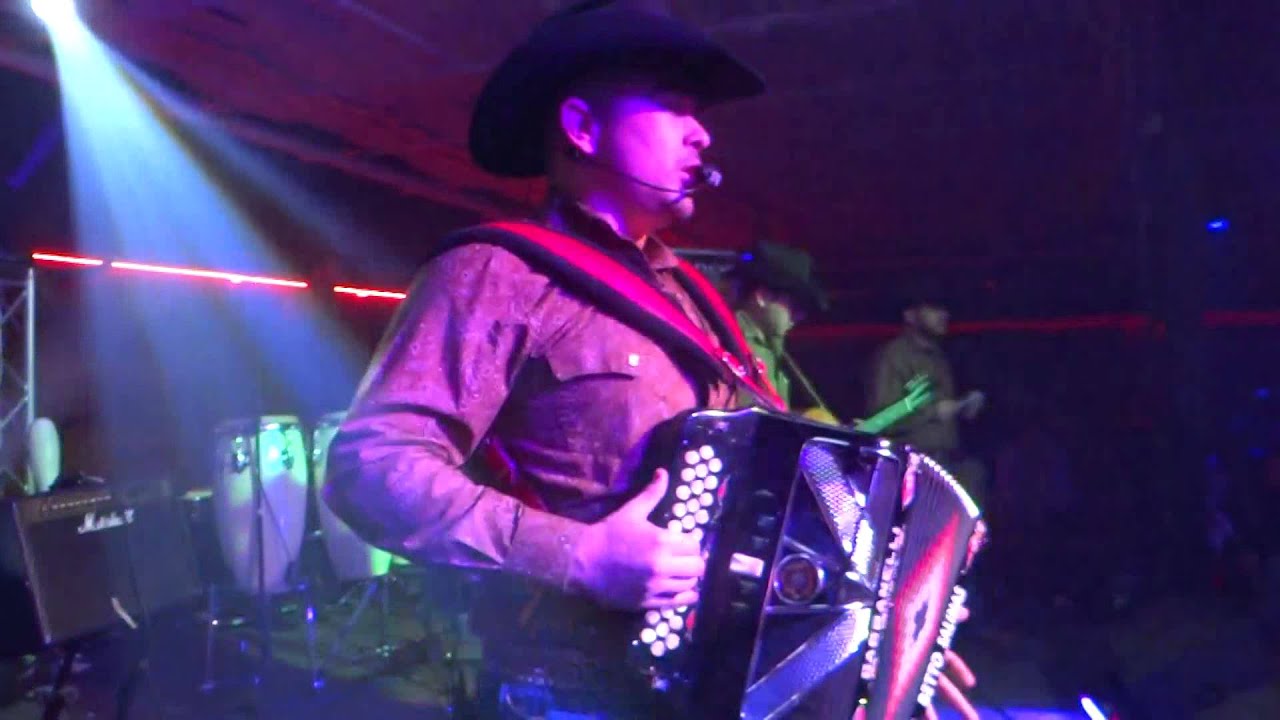 LOS IGUALADOS EN LOS RIELES HOUSTON - YouTube