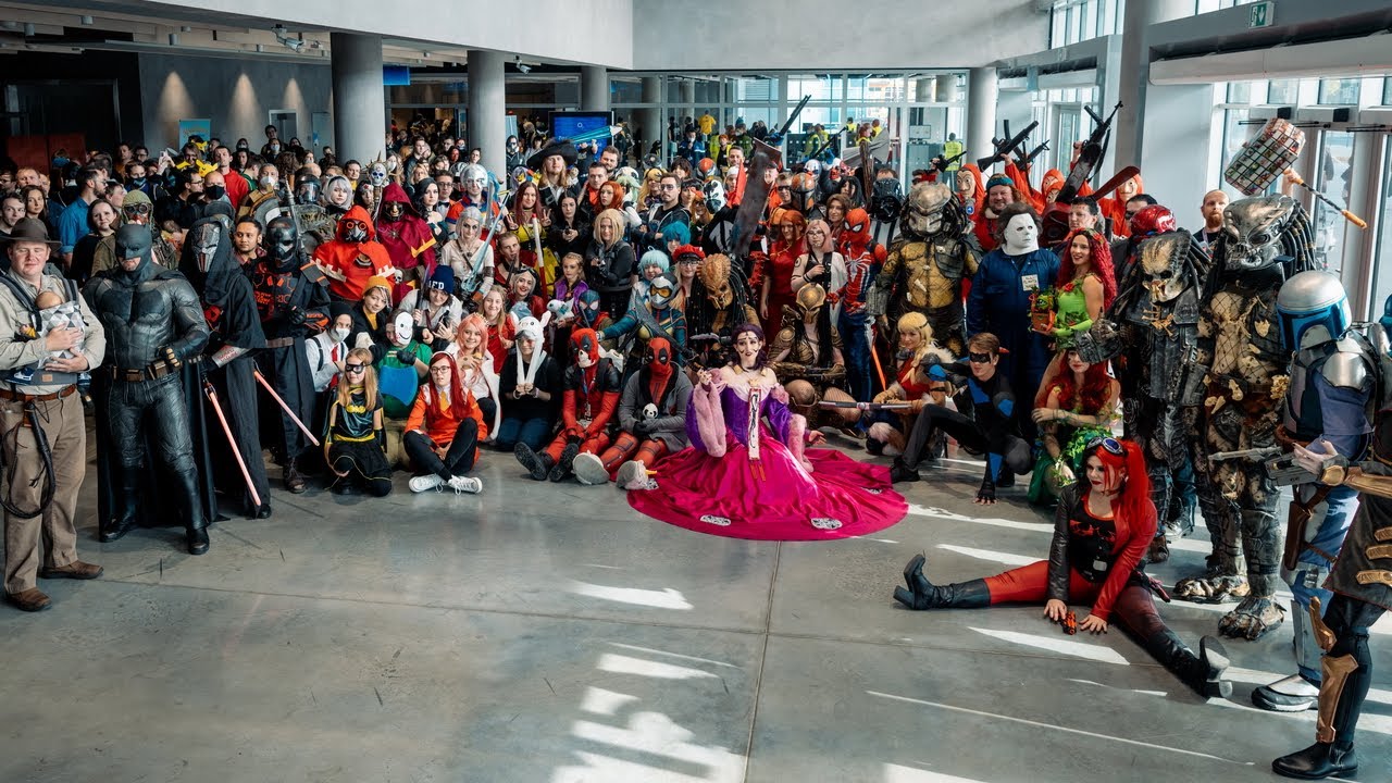 Comic-Con Prague 2021 - COSPLAY - YouTube