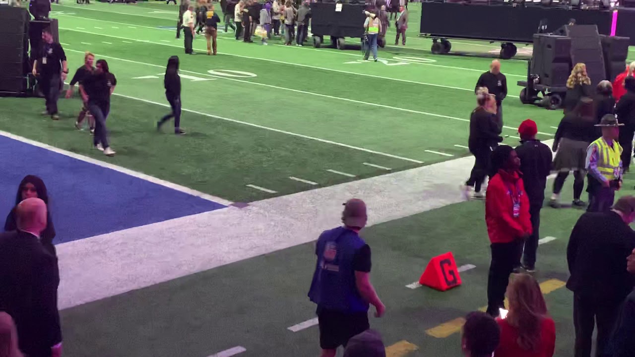 MAROON 5 SUPER BOWL LIII 53 HALFTIME SHOW STAGE SET UP FRONT ROW REAL ...