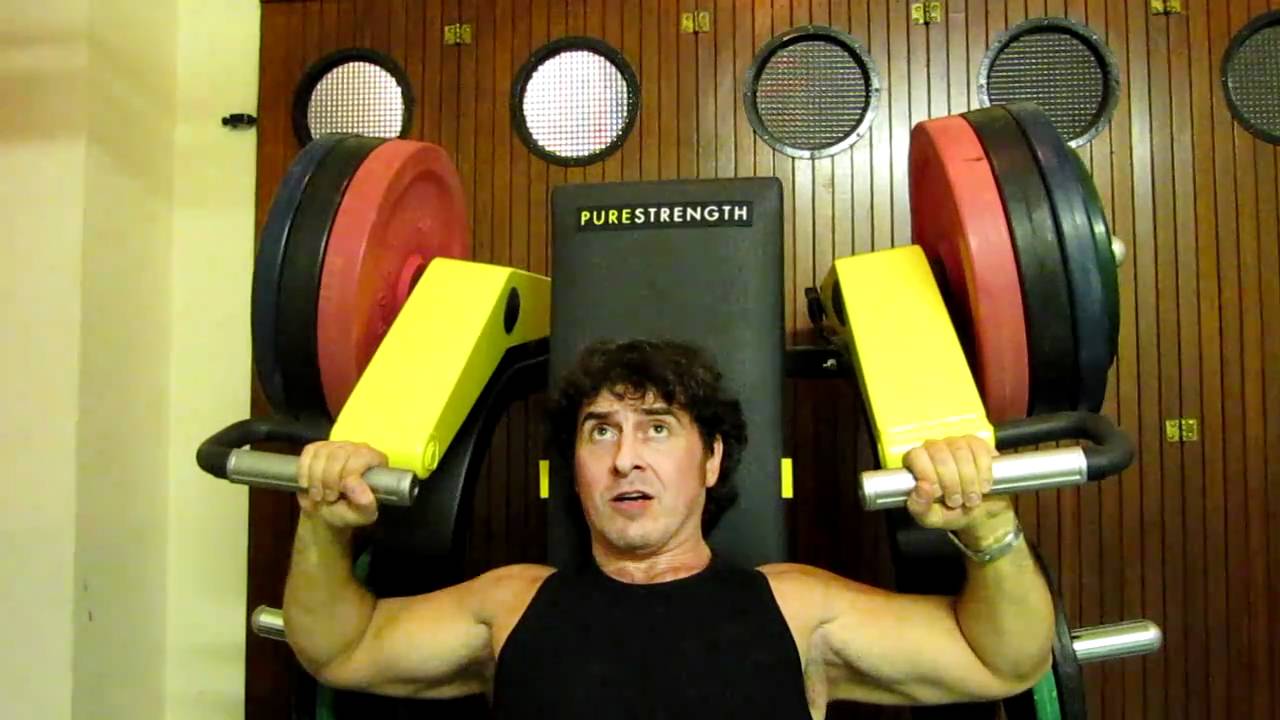 Frédéric Delavier s'échauffe aux épaules (part 2) - YouTube