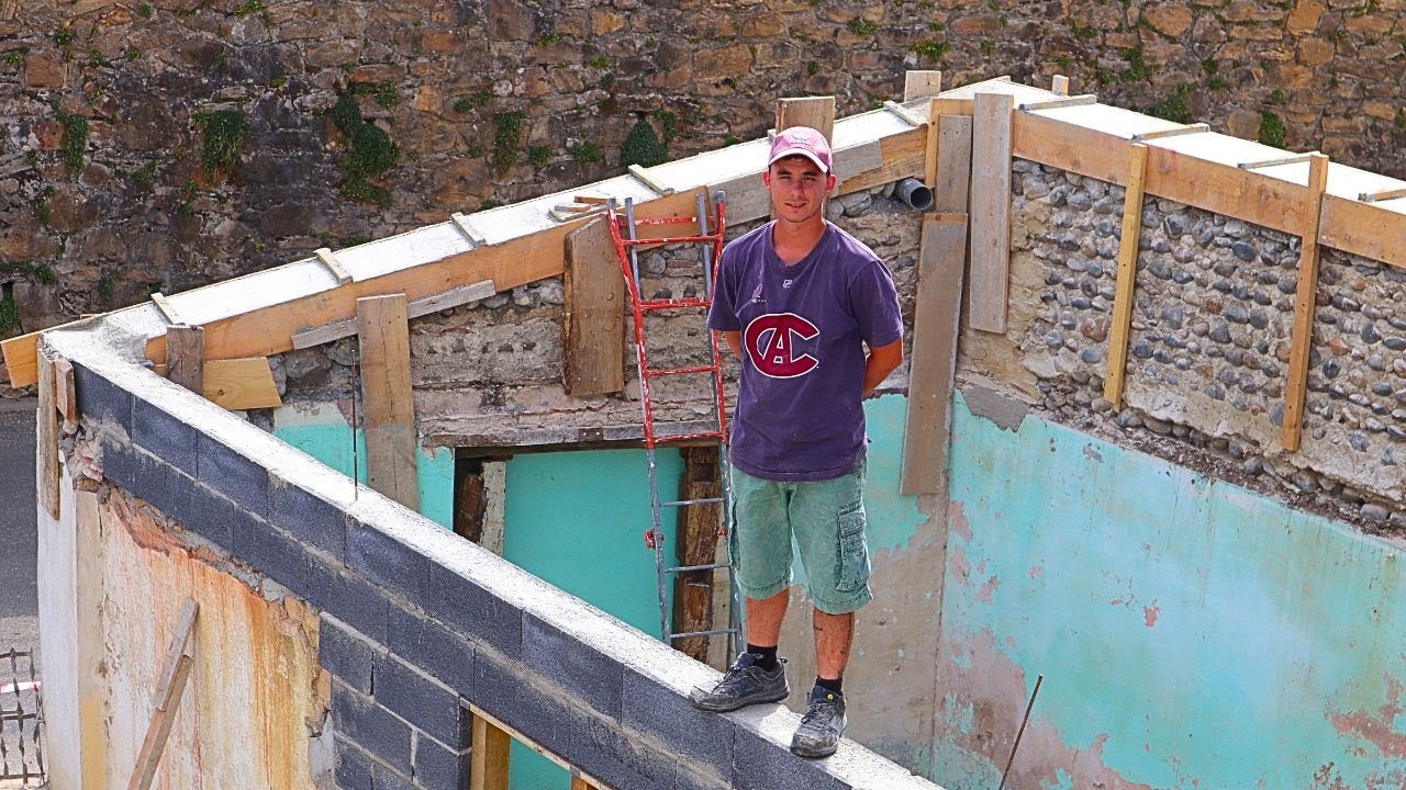 Getting Things DONE! // Building the block wall, Pouring the concrete ...