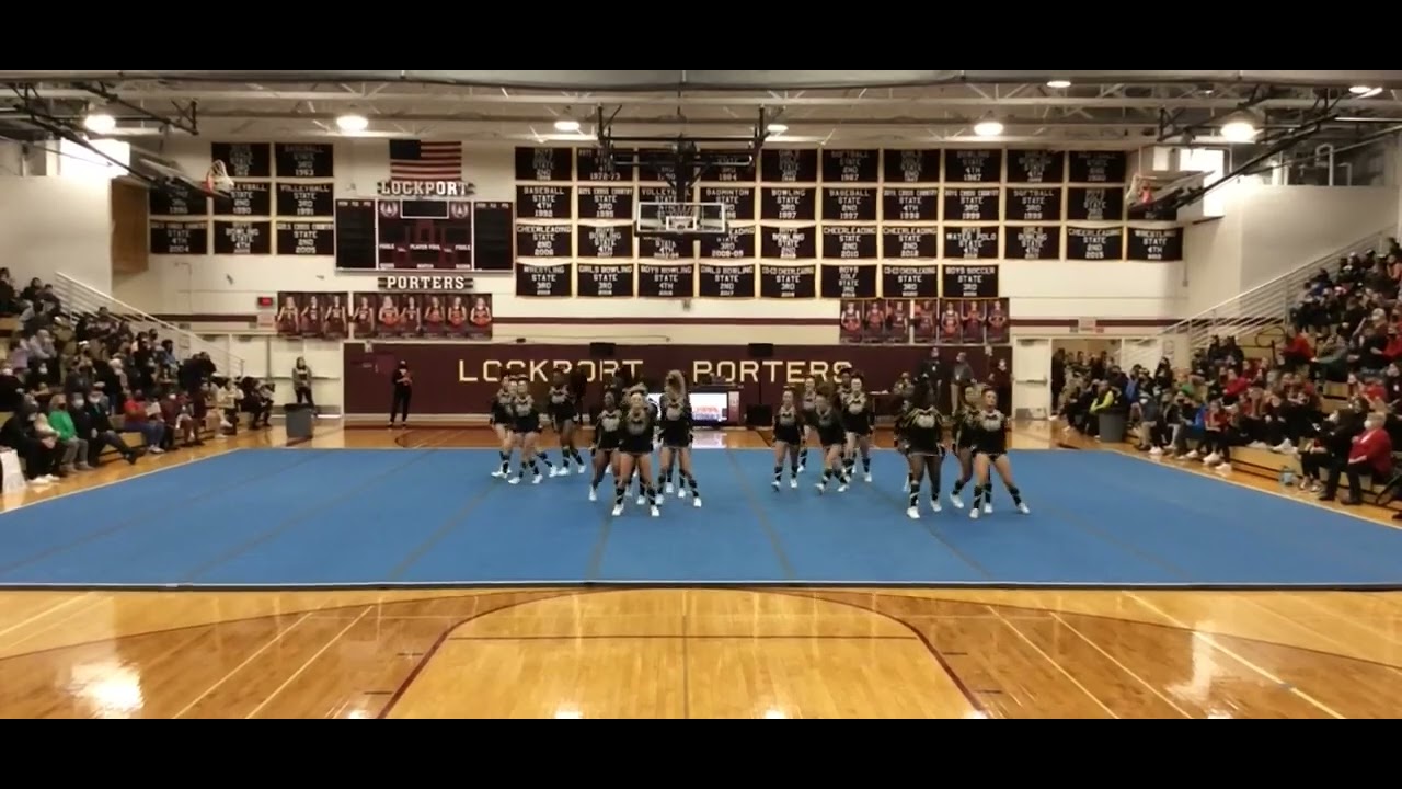 Joliet West Varsity Cheer @ Lockport Sectional 2022 - YouTube