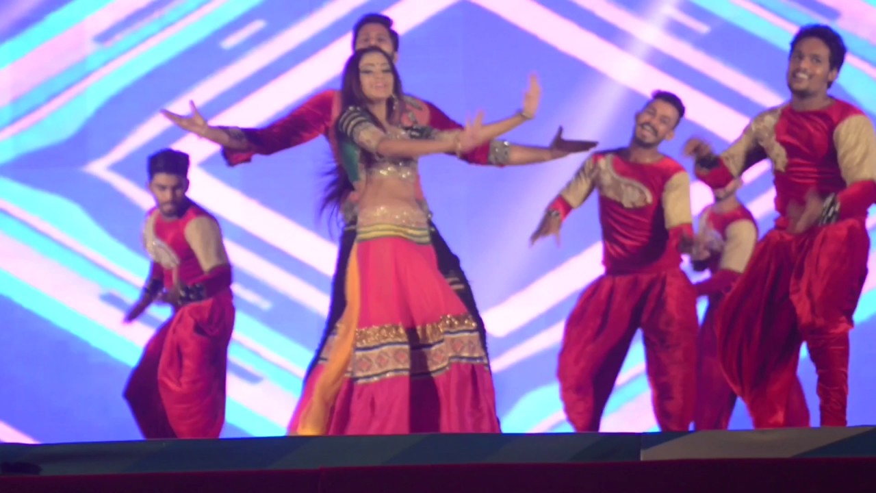 Radha - Dance "Roshan & Dinakshi" | DANCING PERFORMANCE - YouTube