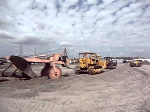 Two Cat D8's pull massive plow - YouTube