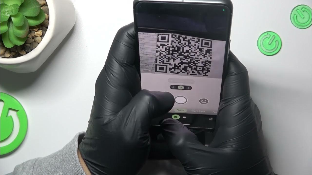 How to Scan QR Codes in Google Pixel 8? - YouTube