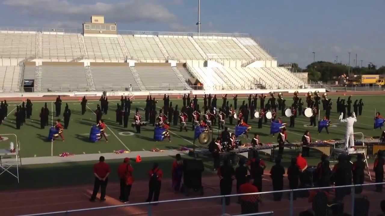Rio Grande City High School Rattler Band performing "Rise of the ...