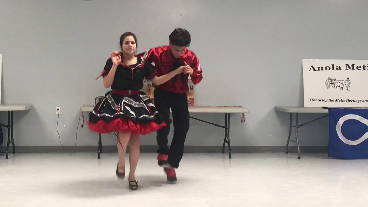 Ivan Flett Memorial Dancers - Cee and Jake Red River Jig - YouTube