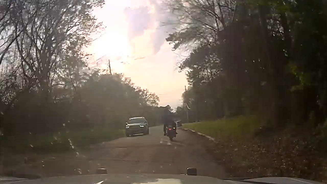 State Trooper Police pursuit Harley Davidson bike at high speed - YouTube