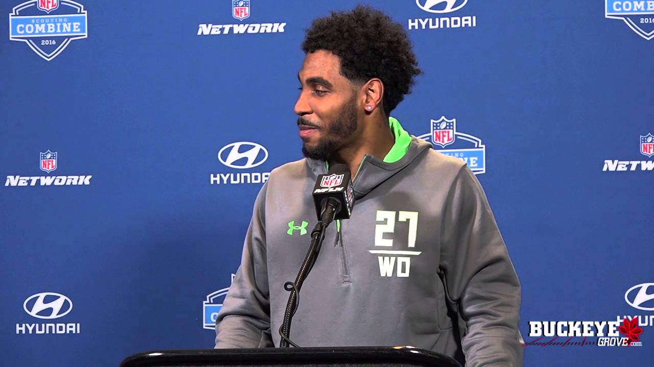 Braxton Miller at the NFL Combine - YouTube
