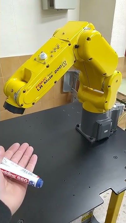 Robot FANUC primeros pasos - YouTube
