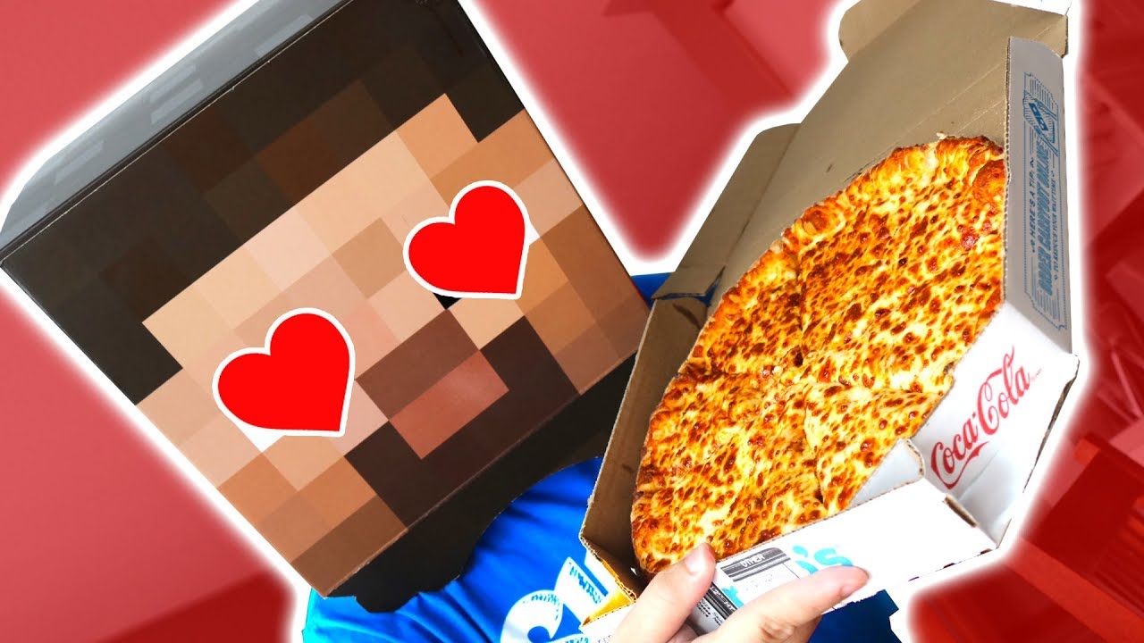 ORDERING PIZZA AS STEVE! (Minecraft Challenge Accepted) - YouTube