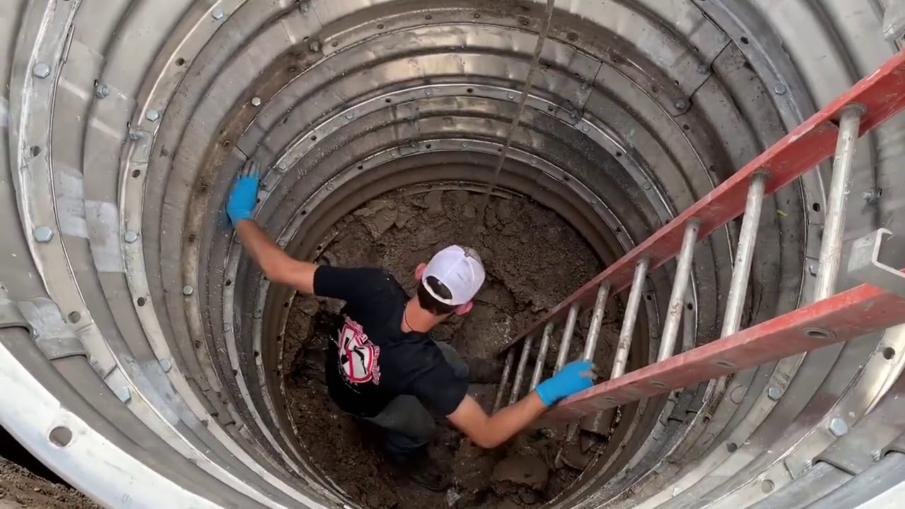 Sewer Line Replacement in an Alley - YouTube