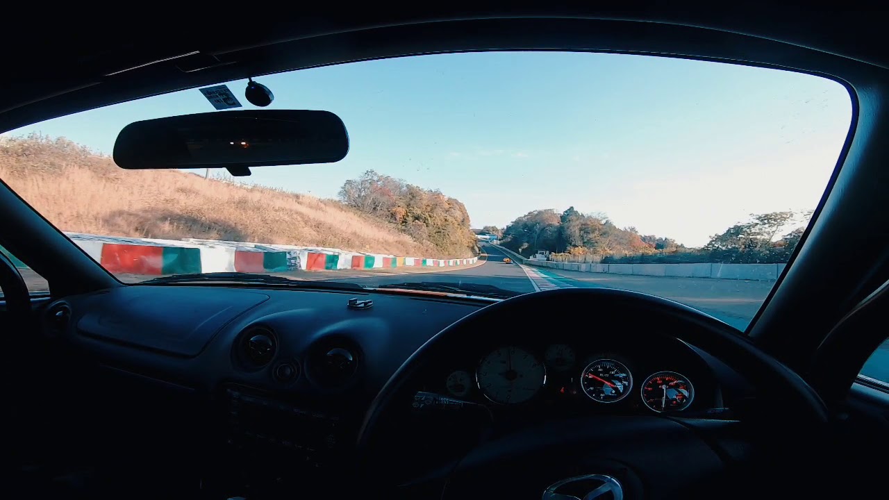 初鈴鹿 SUZUKA FIRST TIME (TRACK DAY) - YouTube