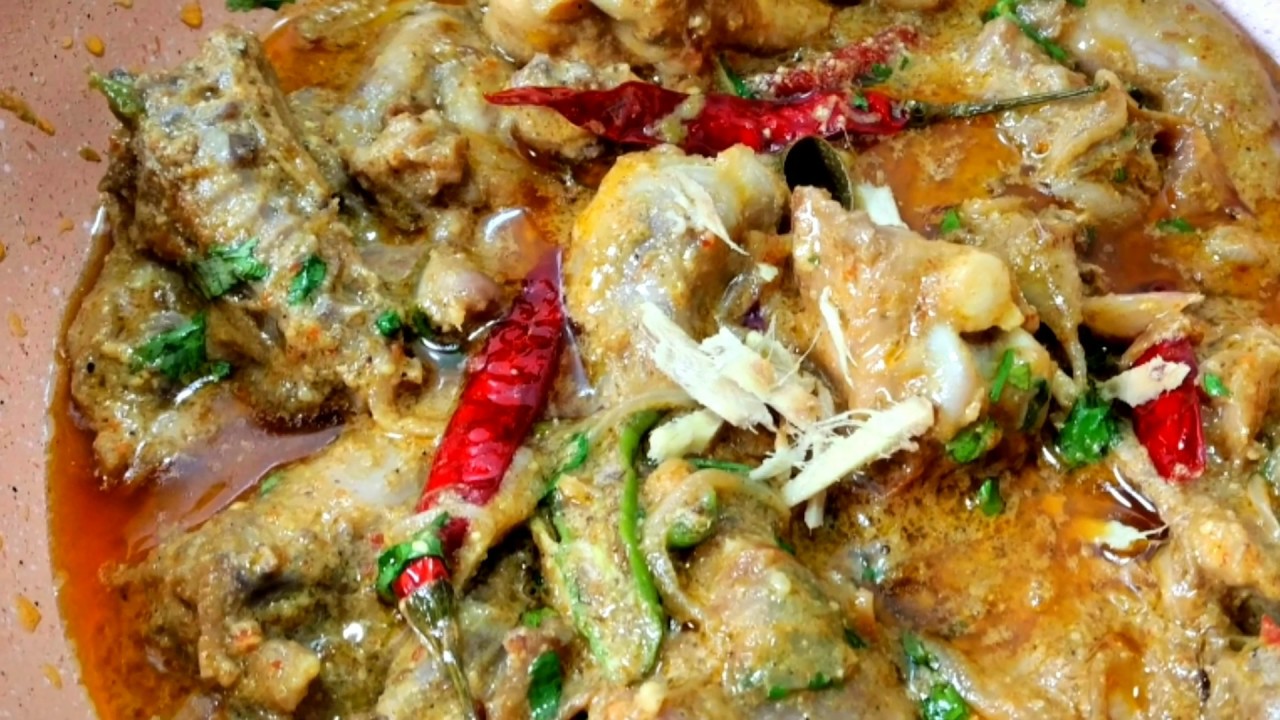 Lahori Chargha Recipe With Gravy ♥️ | Simple Masaalon se Banayen ...