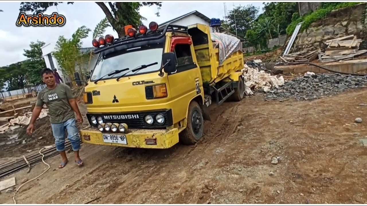 Truk umplung Colt Ps 120 muat batu pecah #youtube #realmadrid #youtuber ...