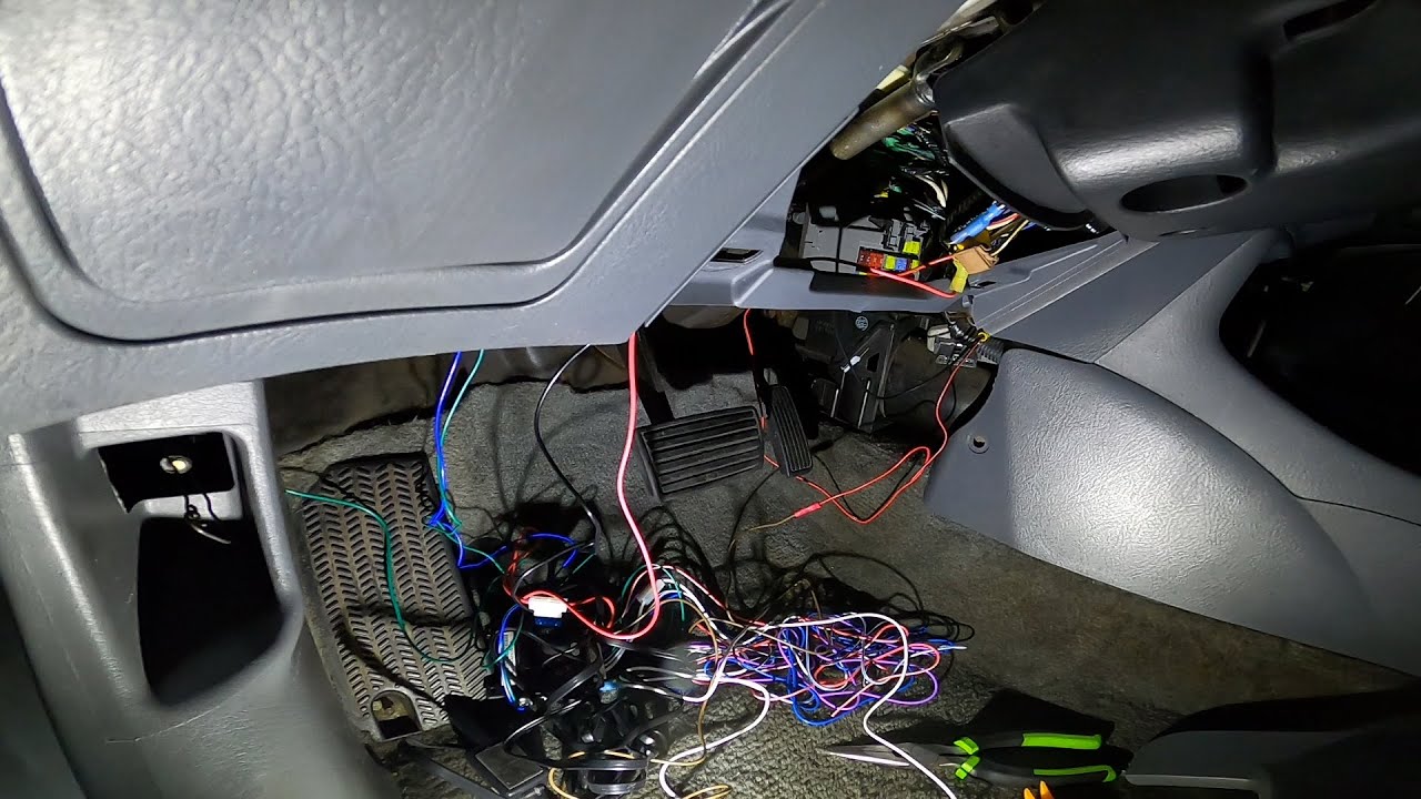 Honda Civic LX (2001-2005) - Viper Alarm Install - Part 2 - Siren ...