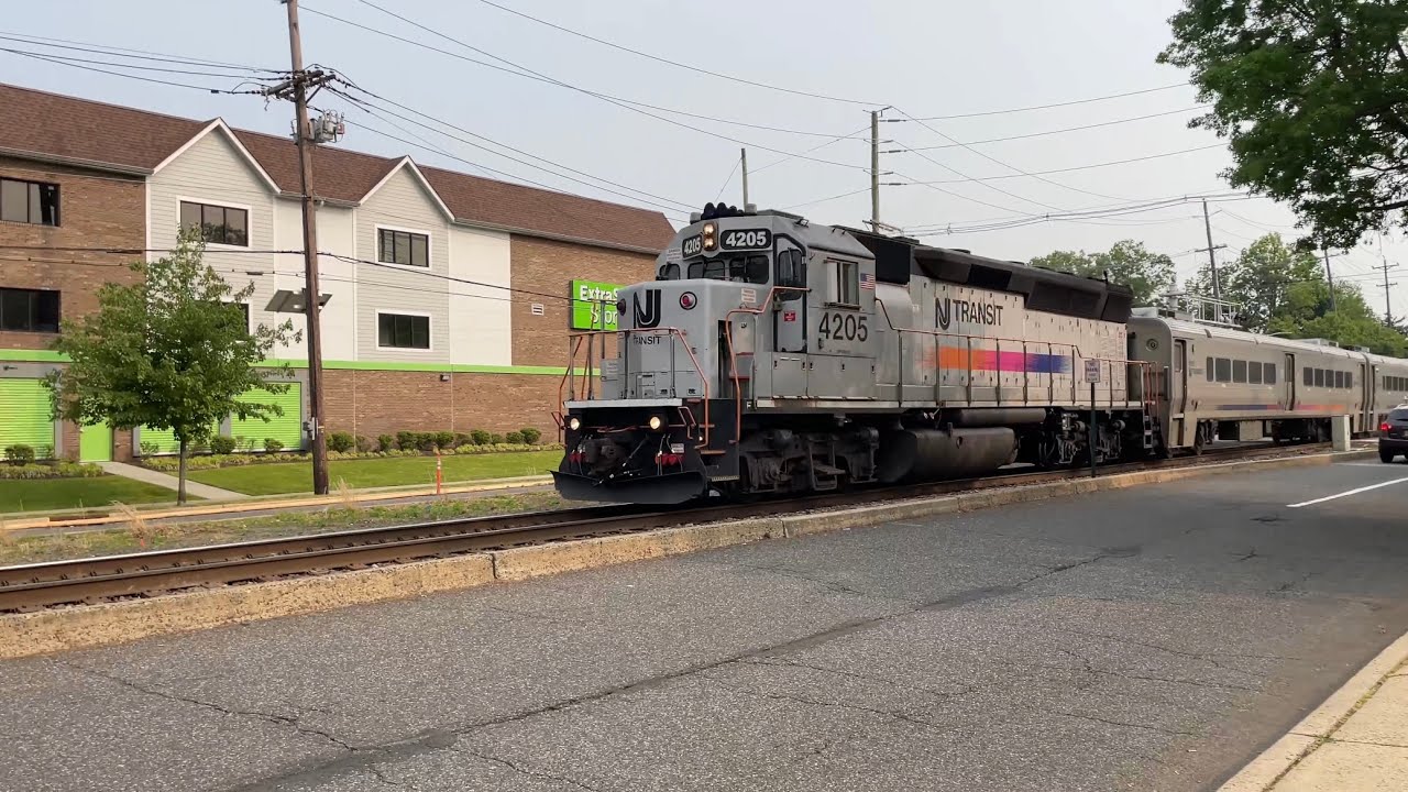 A Close call at Central Avenue Railroad Crossing - YouTube