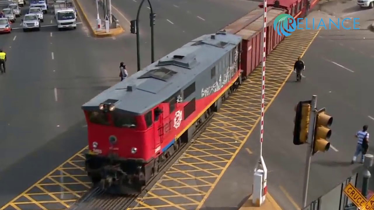 trenes del ecuador RELIANCE rail international - YouTube