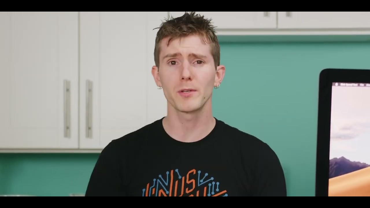 MEME: "Apple iMac 2019: A Quiet Battle of Silence {\*(vs)} Tricked-Out ...