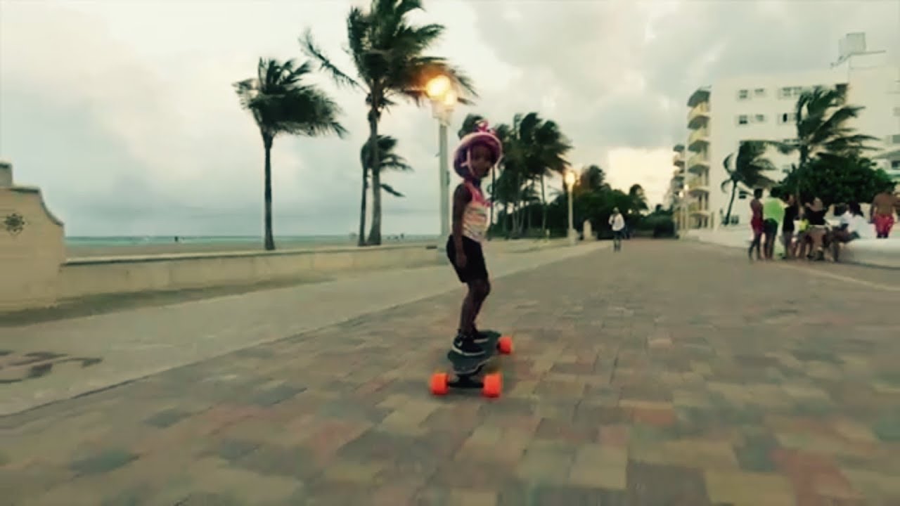 BOOSTED BOARD DUAL PLUS V2 UNBOXING/TOP SPEED TEST/AND OUR FIRST RIDE ...