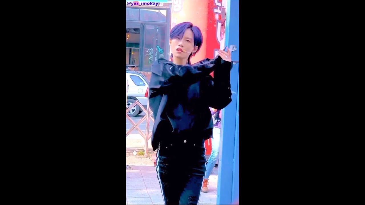 Fanxy Red || K Lu Hola Focus Cam - YouTube