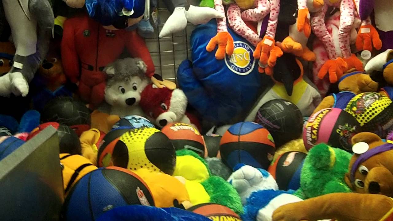The Big One Claw Machine Win! - YouTube