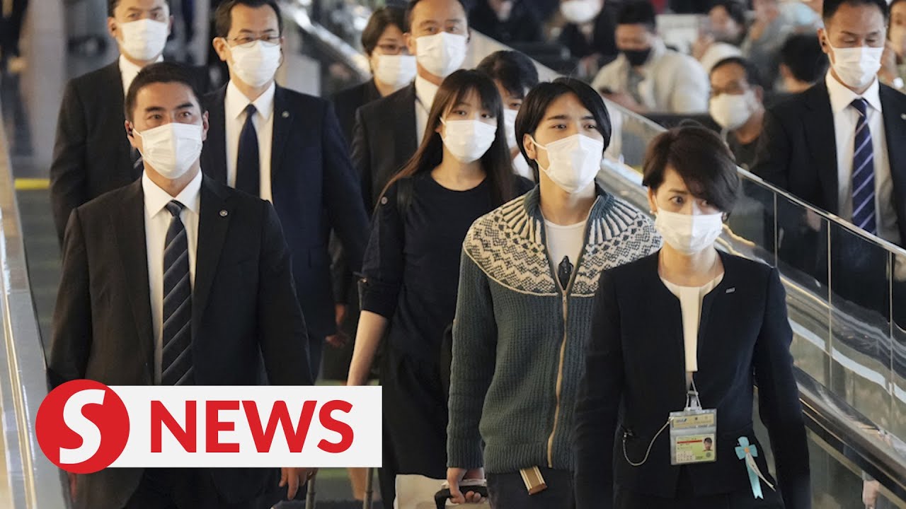 Japan's ex-princess Mako leaves Japan to start a new life - YouTube