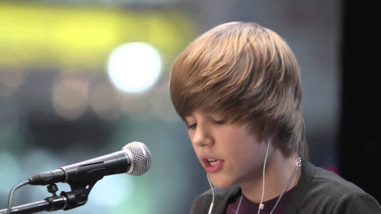 favorite girl justin bieber official music video) YouTube - YouTube