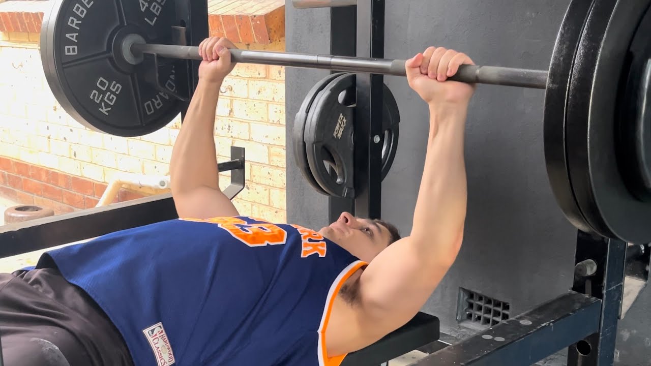 Squat everyday Day 1563: Bench 120kg max reps - YouTube