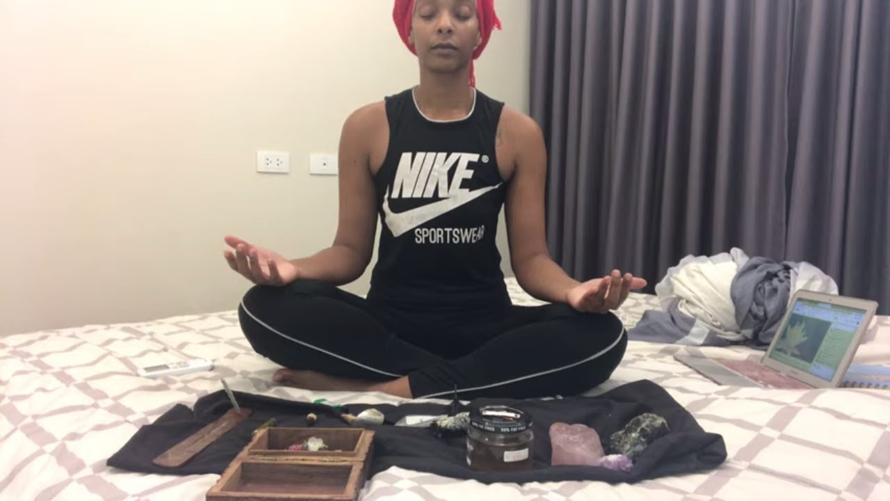 Quick Bedroom Smudging Sage Meditation feat. Heritage Apothecary - YouTube