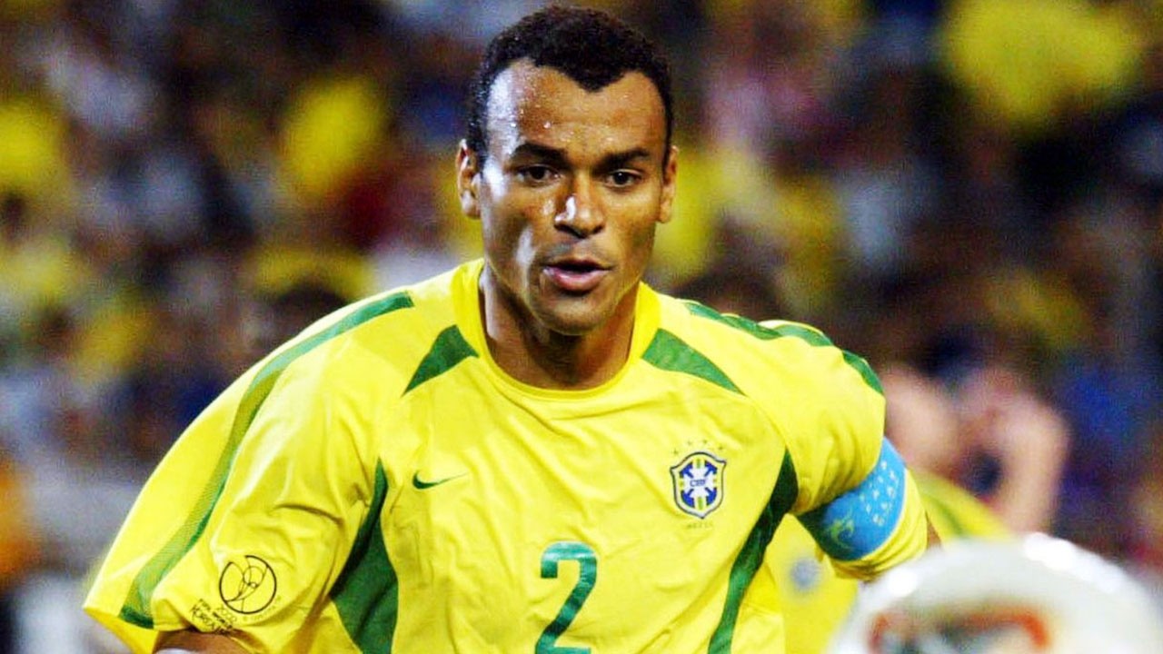 Cafu • Incredible Tackles, Skills & Goals ᴴᴰ - YouTube