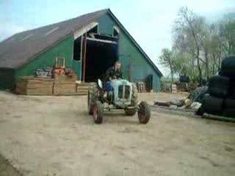 landini r4000 - YouTube