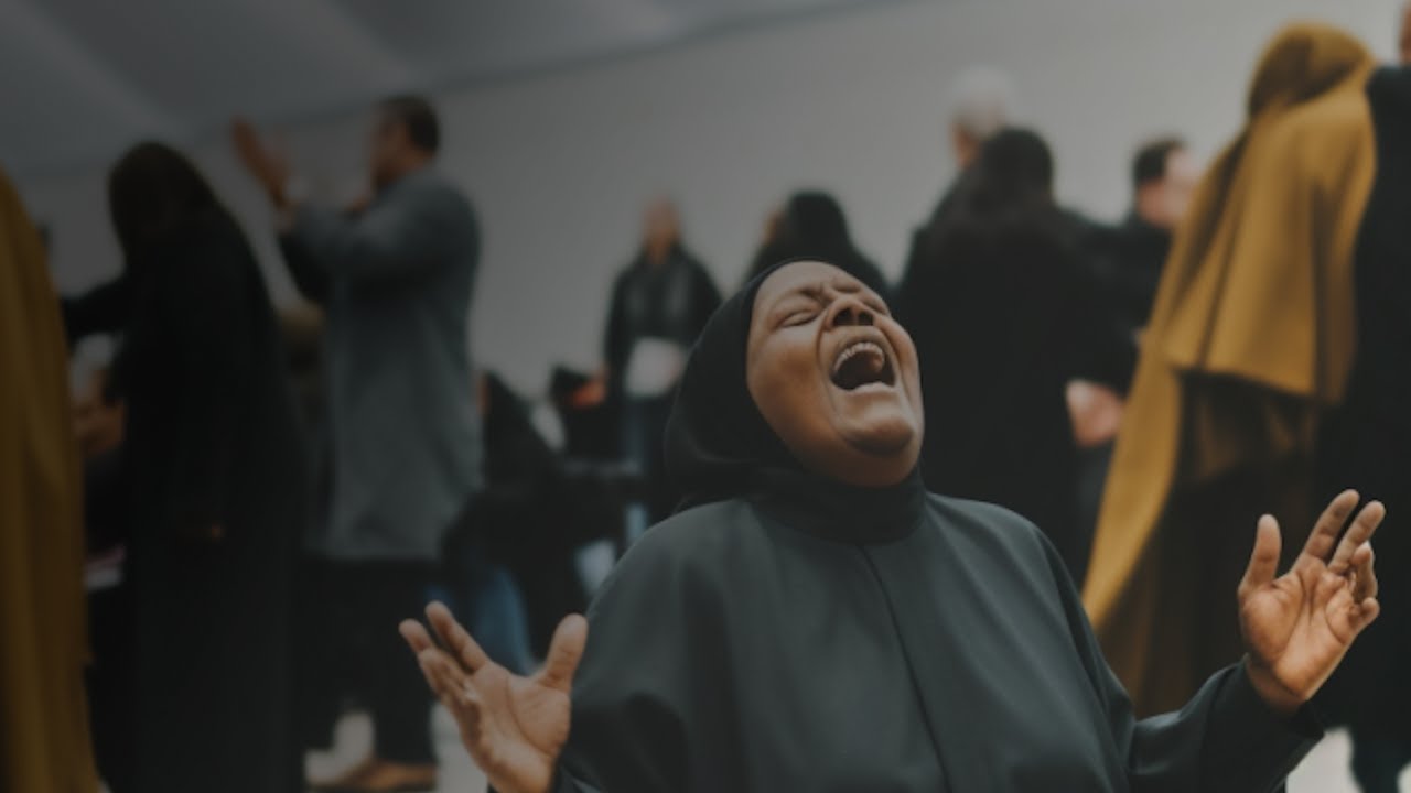 Moses Bliss - Too Faithful [LIVE] | Morning Devotion Songs - YouTube