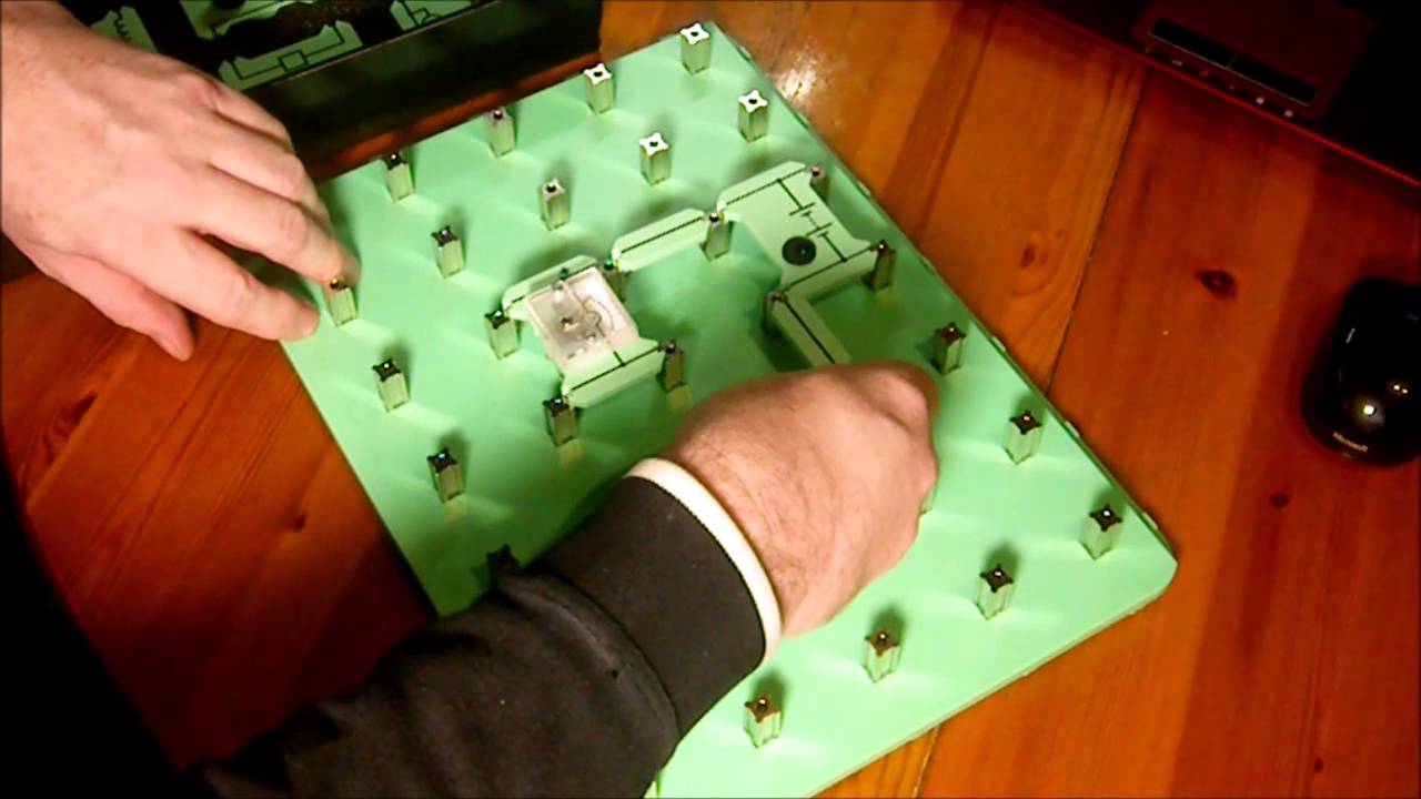 Creating a simple circuit using Locktronics - YouTube