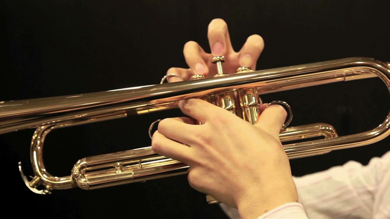 silly trumpet melody - YouTube