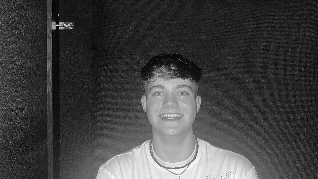 Fergus Anderson | The Locker 0003 - YouTube
