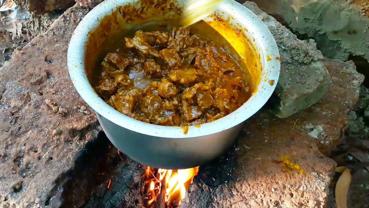 Enjoying Mati Handi Mutton with Rice |Sunday Jungle Feast | - YouTube