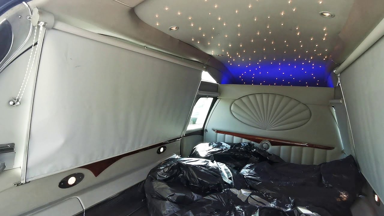 Bestattungswagen Leichenwagen E220 huiskamp luxury Ausstattung - YouTube