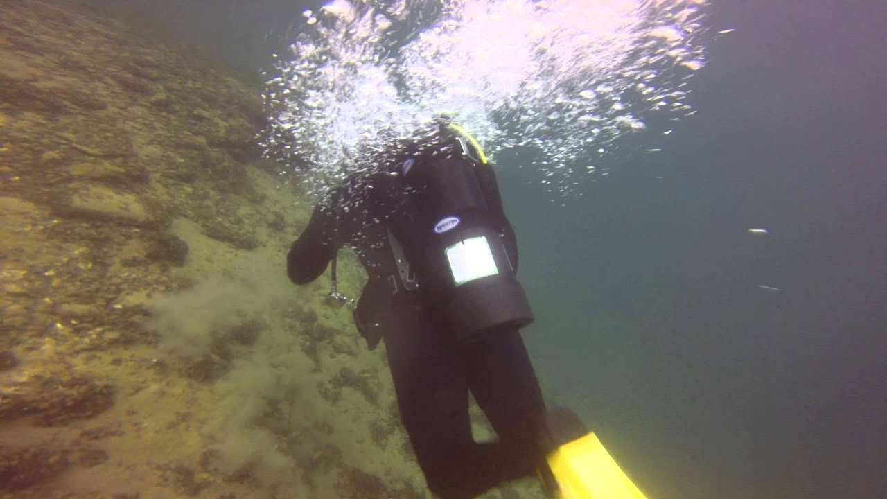 PADI Scuba Diving Classes In Staten Island NY - YouTube