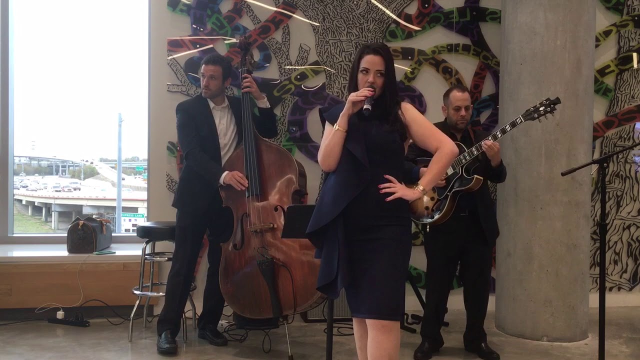 Santa Claus Is Coming To Town - The Houston Jazz Band Trio - YouTube