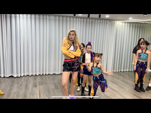 What will Ms. Diana’s teaching be like? #dance #tiktok #viral #dancechallege