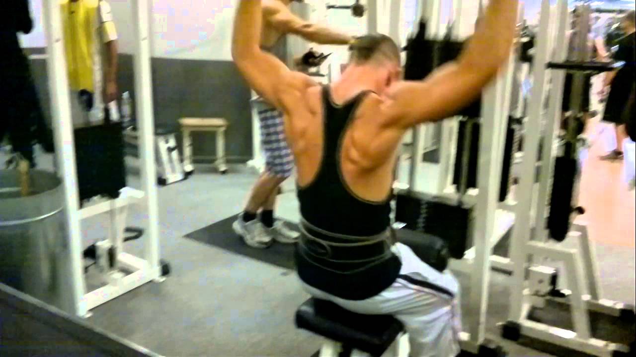 Pulldowns Behind The Neck (28/9-1012) - YouTube