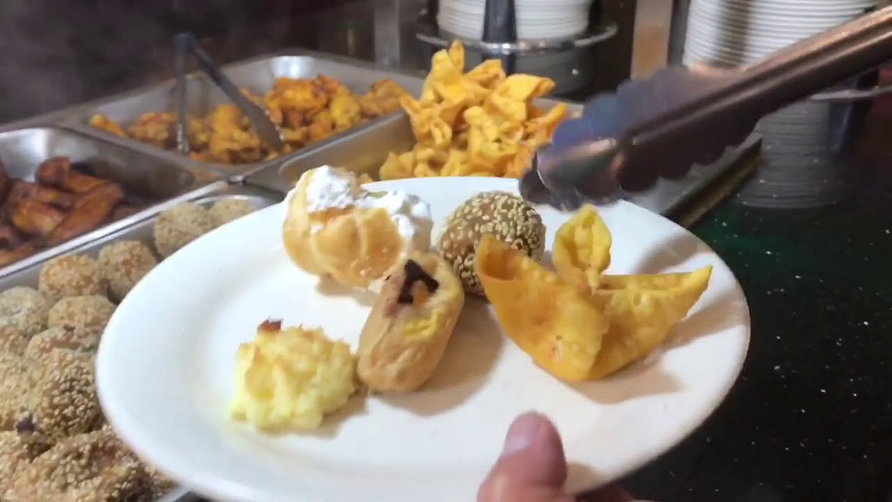 Crab Won Ton Cream Puff Eclair - YouTube