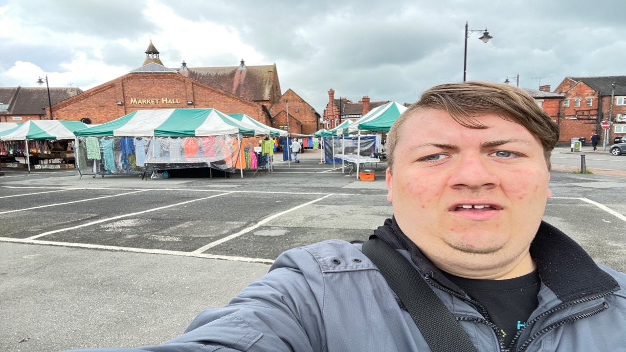 A Walk Around Sandbach Thursday Market - YouTube