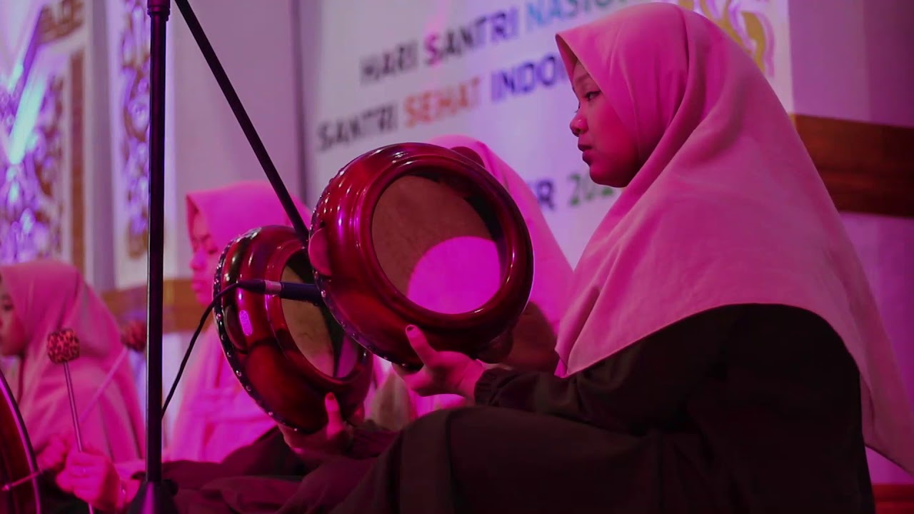 Nadhom || PonPes Mambaul Hikam Putat Putri ||Tanggulangin - YouTube