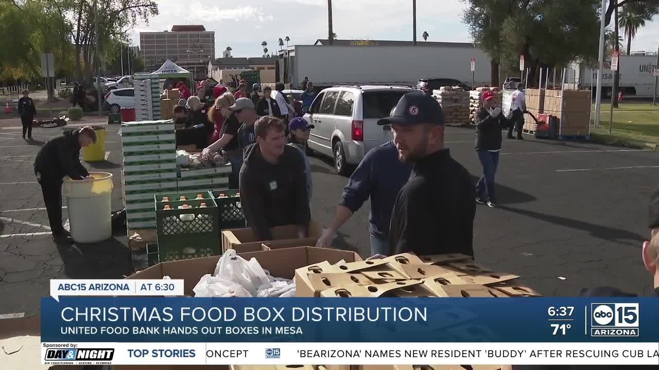 United Food Bank hosts Christmas food distribution event in Mesa - YouTube