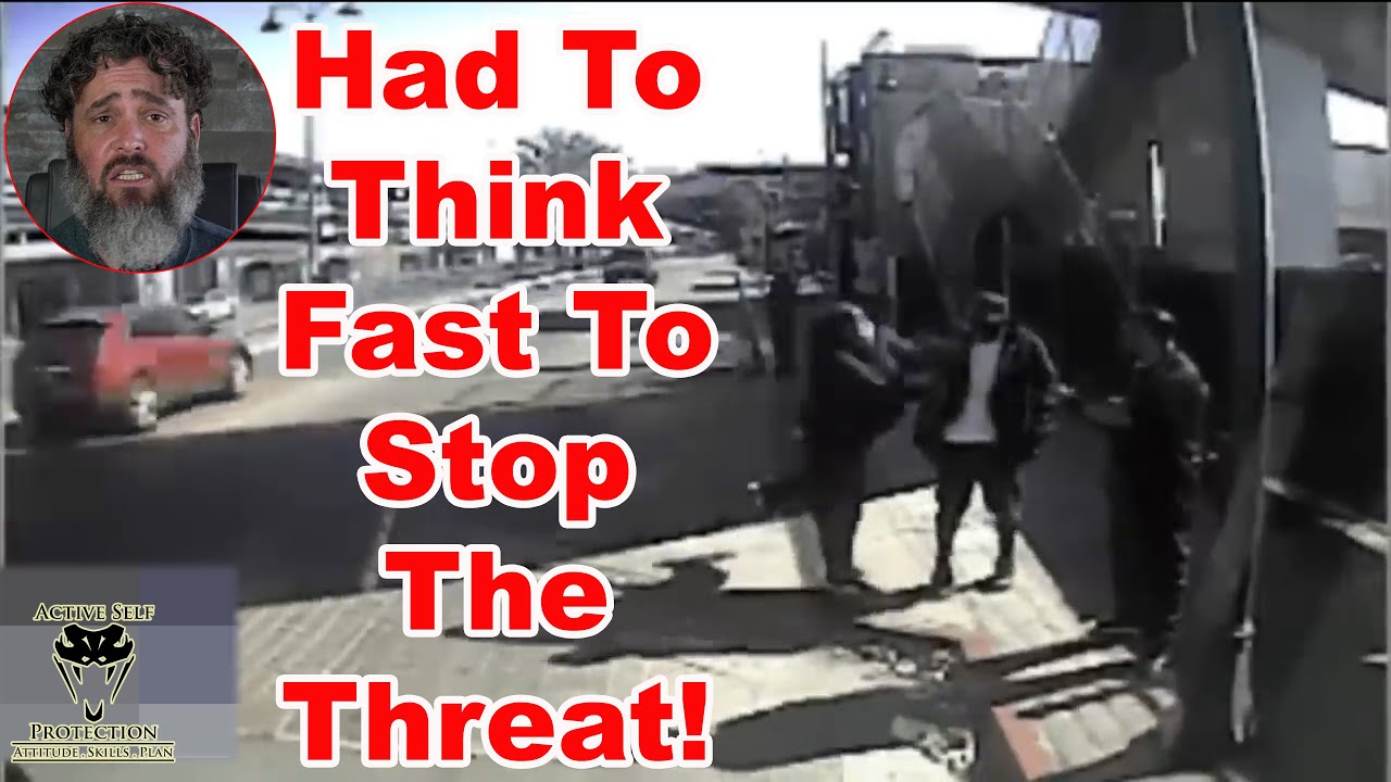Bus Driver Thinks Fast To Stop Random Hammer Attack - YouTube